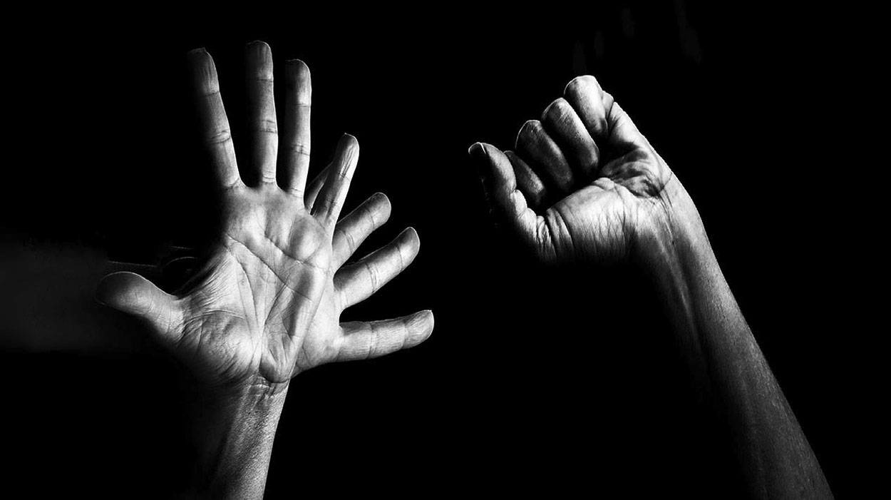 Revisiting the Role of Gesture and Body Language in Visual Storytelling ...